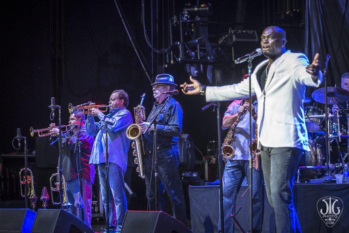Journey, Steve Miller, and Tower of Power Light up SPAC - Joseph Wooten